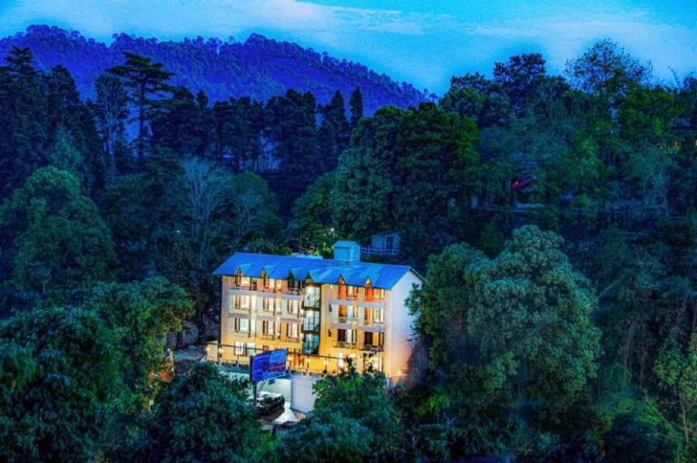 Nainital Hotels - Best Hotels in Nainital 3,4 & 5 Star